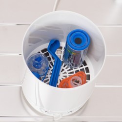 How to keep the spacer hygienically clean for the inhalation: Cleaning ...